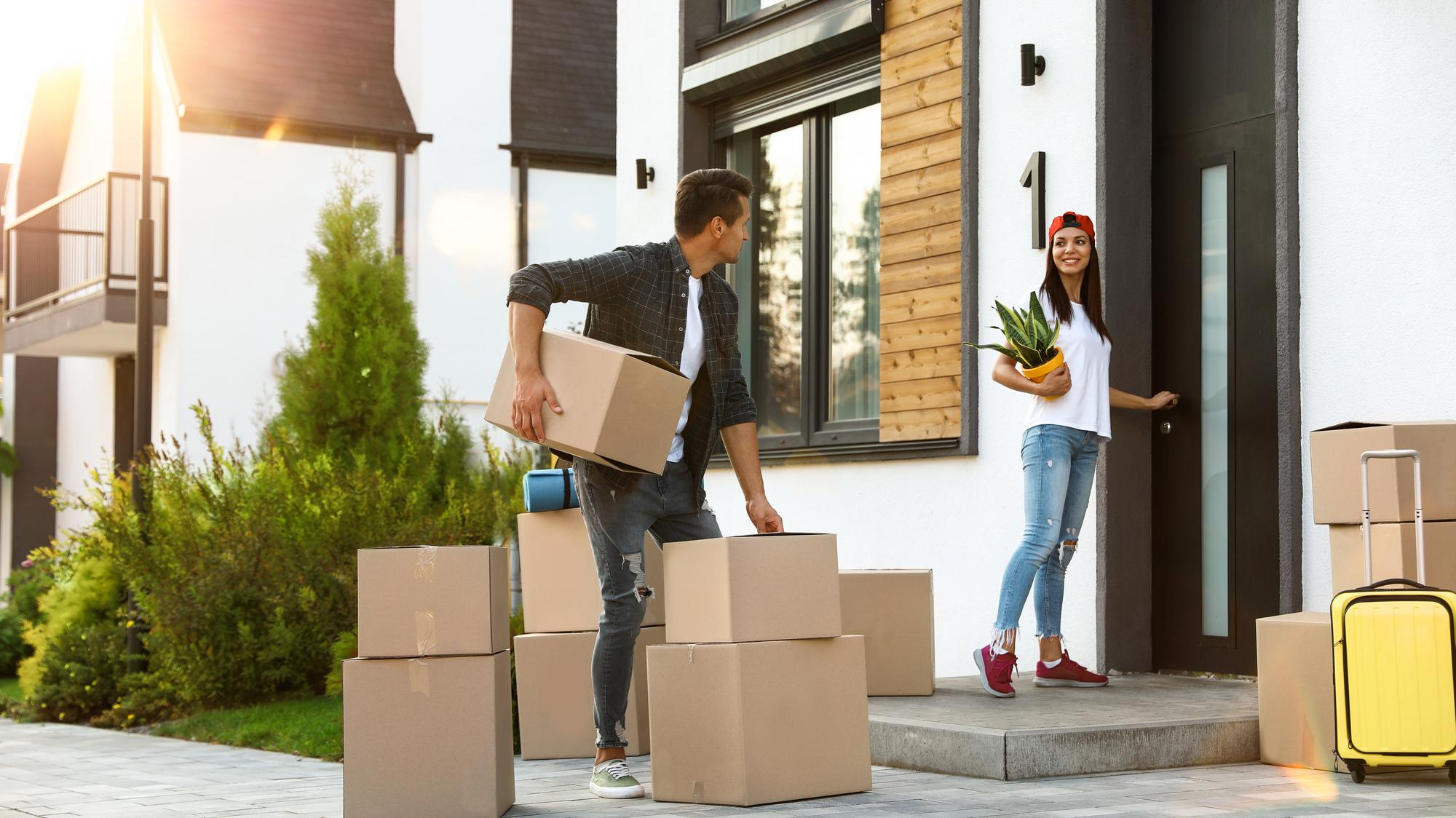 The Quick and Easy Guide to Moving House Without Stress - RealEstateMarket